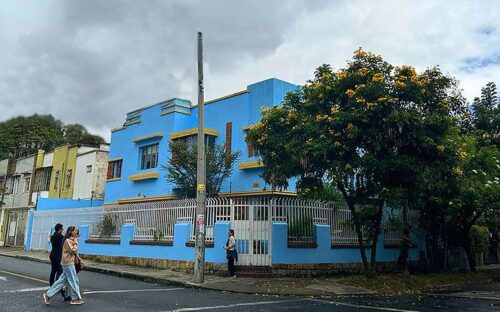 La Casa Más Fea del Mundo: Descubre su increíble historia - UnArquitecto